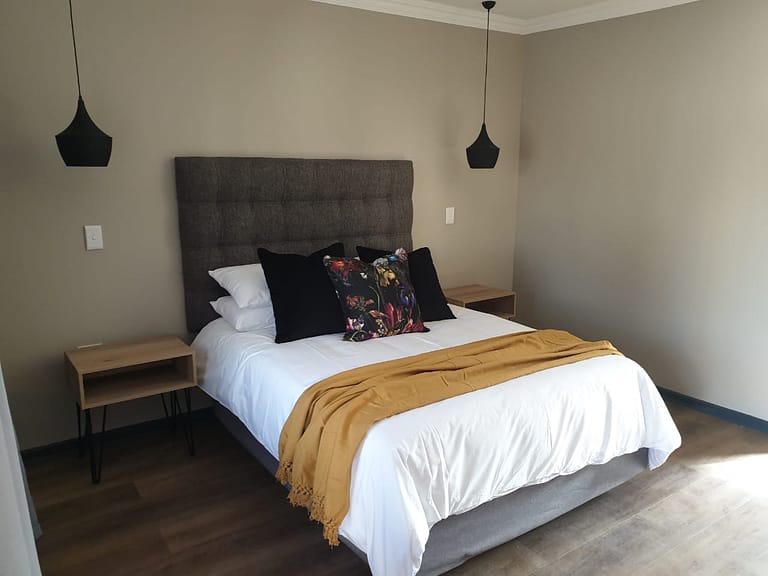 The Jackal Guest House- Escape to luxury in Aliwal North